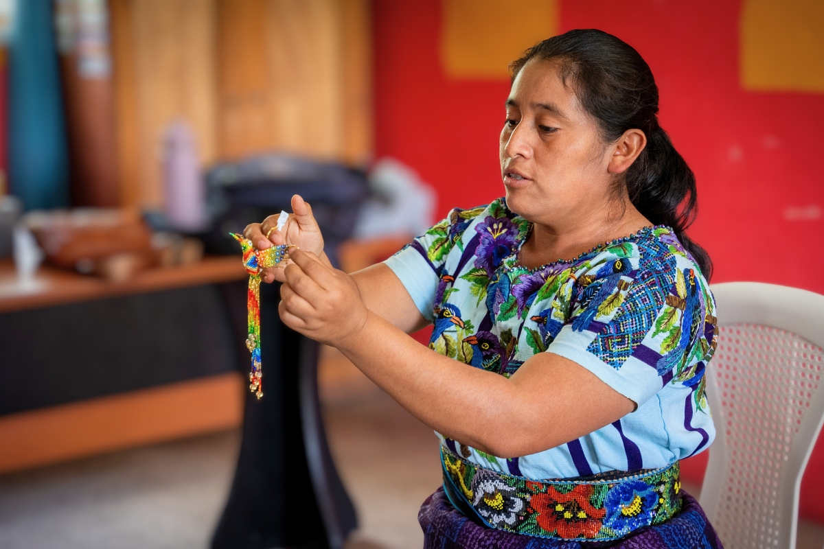 Rosalia's Beaded Crafts - Partners Worldwide